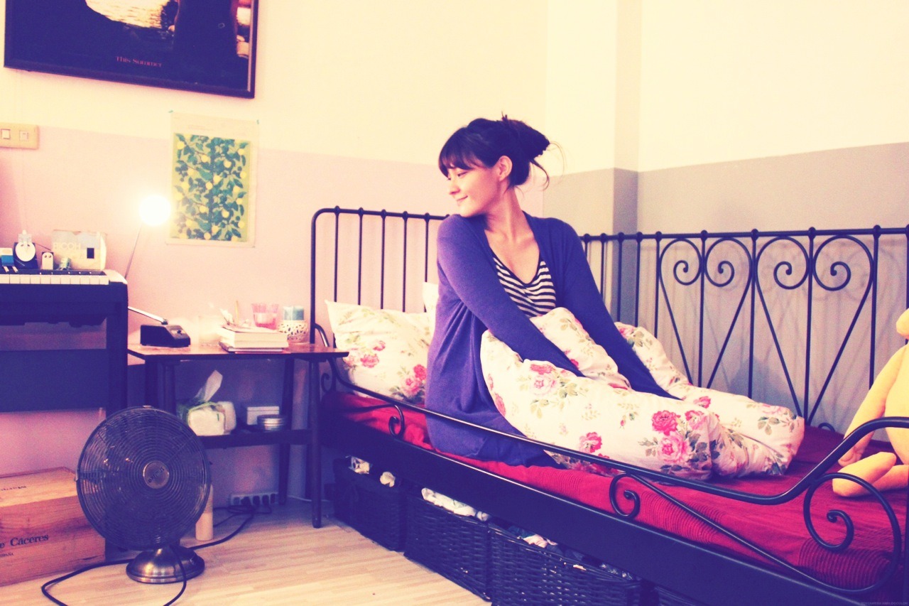 用迷人香氣來布置 ─ 造訪「女孩與機器人」主唱 Riin 的房間 - Blow 吹音樂