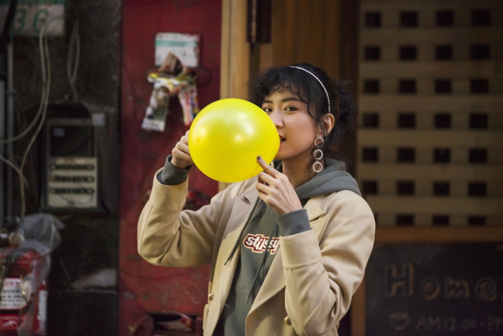 【專訪】與9m88回顧她的2017年 - Blow 吹音樂