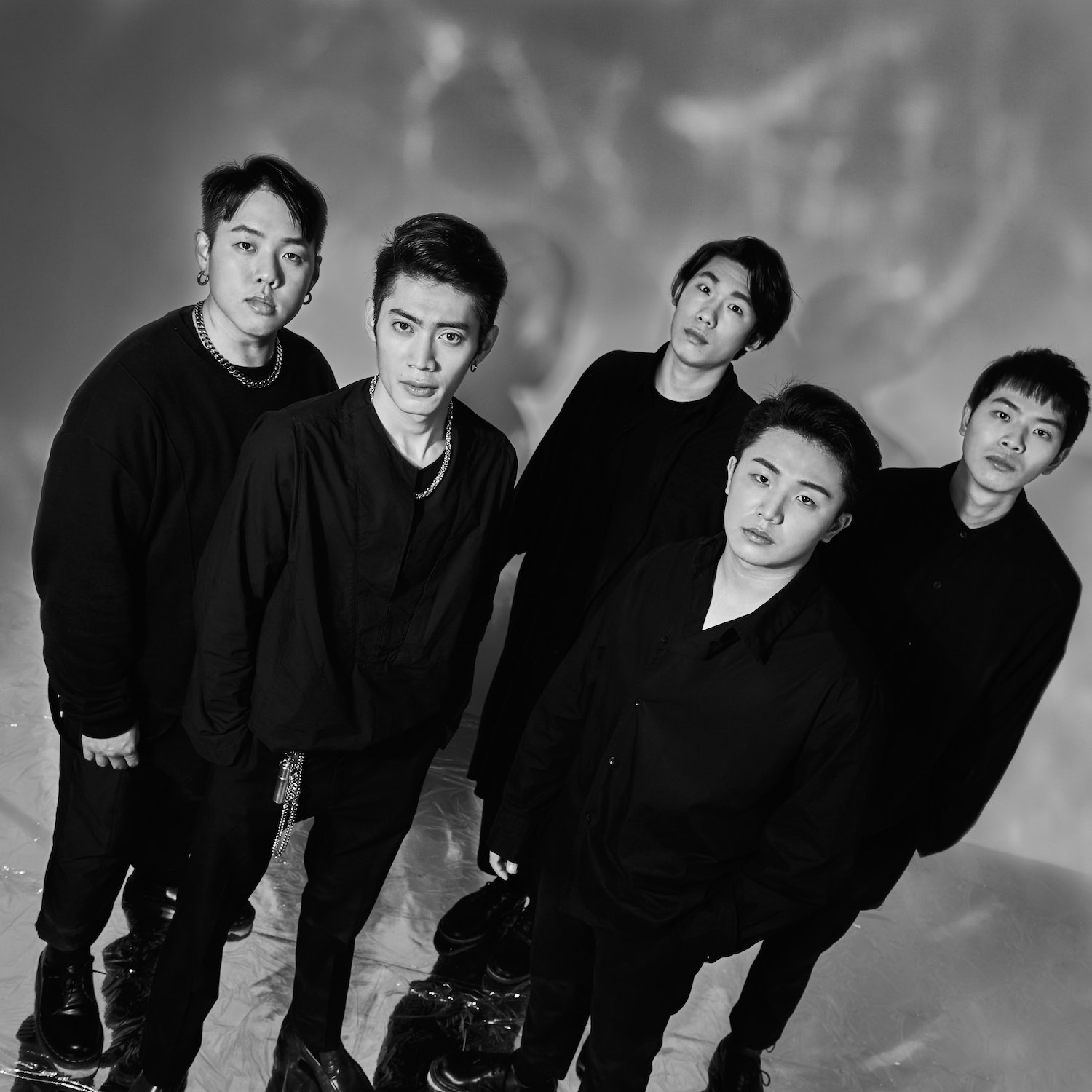 Theseus忒修斯釋出新單曲〈Luna〉 宣告五週年巡迴 - Blow 吹音樂