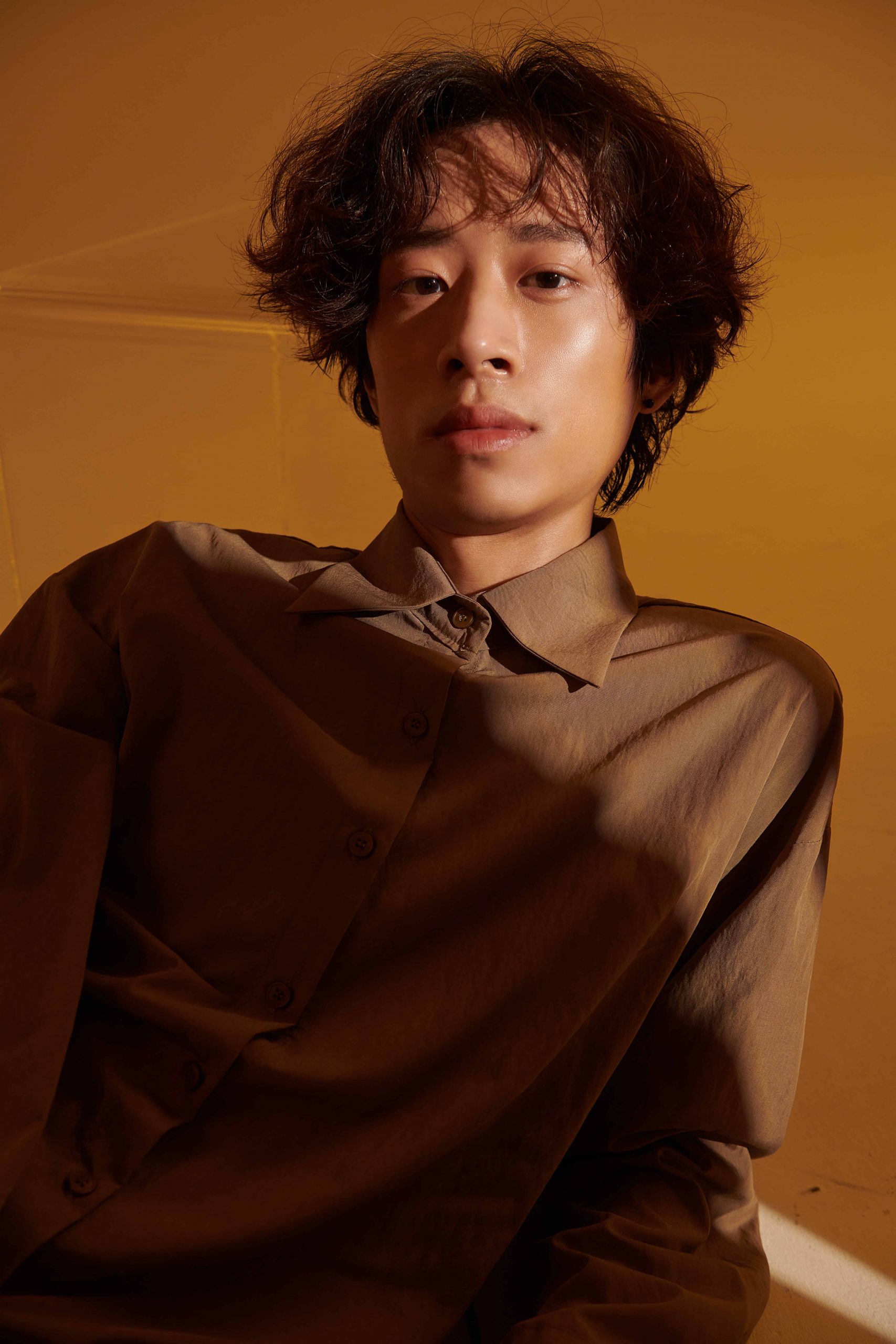 Wring Out Laura第二張專輯《Flame Thrower》 用全新概念傳達熱度 - Blow 吹音樂