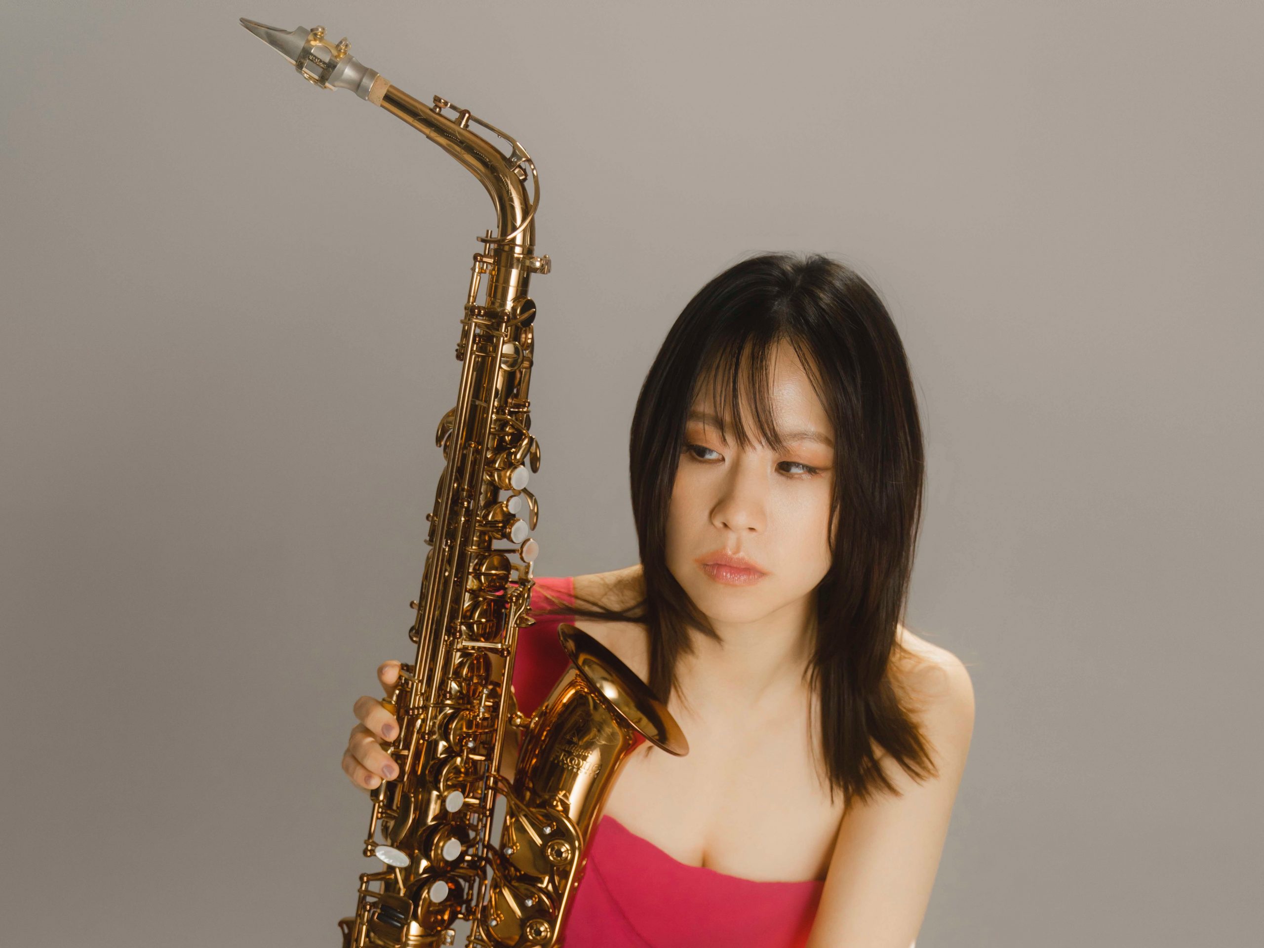 薩克斯風演奏家Ruby Pan潘子爵第二張創作專輯《沒問題少女》 再邀金獎音樂人呂聖斐監製、小林香織、關家傑單曲合作 - Blow 吹音樂