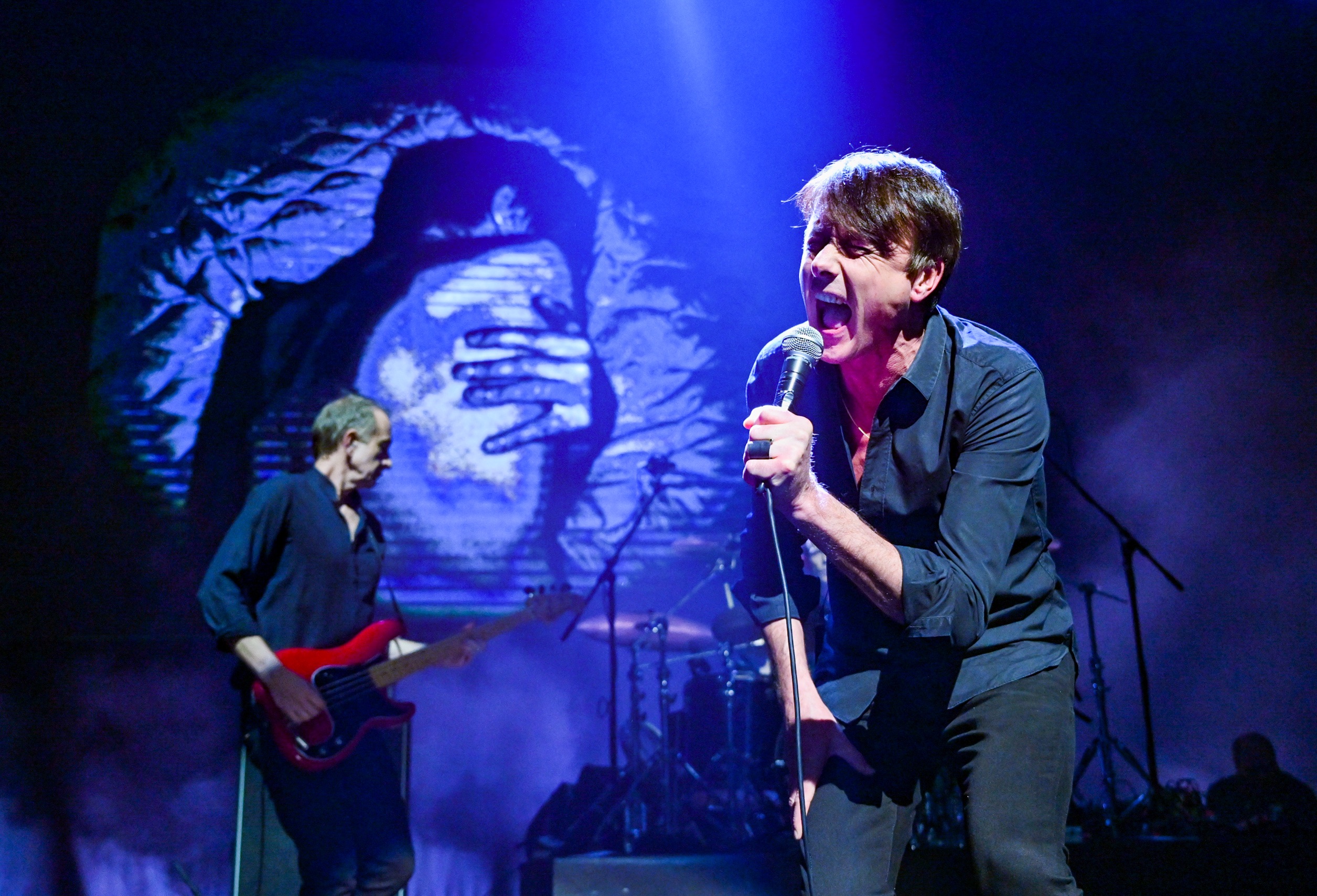 英搖雙拼一夜限定！Suede狂野甩麥衝下台邀粉絲大合唱、Manic Street Preachers首度來台秀中文 - Blow 吹音樂