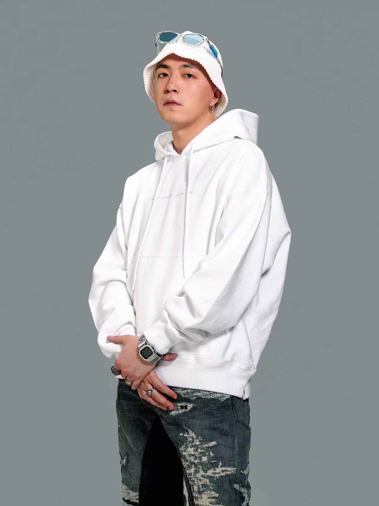 （演出取消）《中國有嘻哈》嘻哈歌手Jony J 六月攜雙CD大作《24 時》再度來台演出！ - Blow 吹音樂