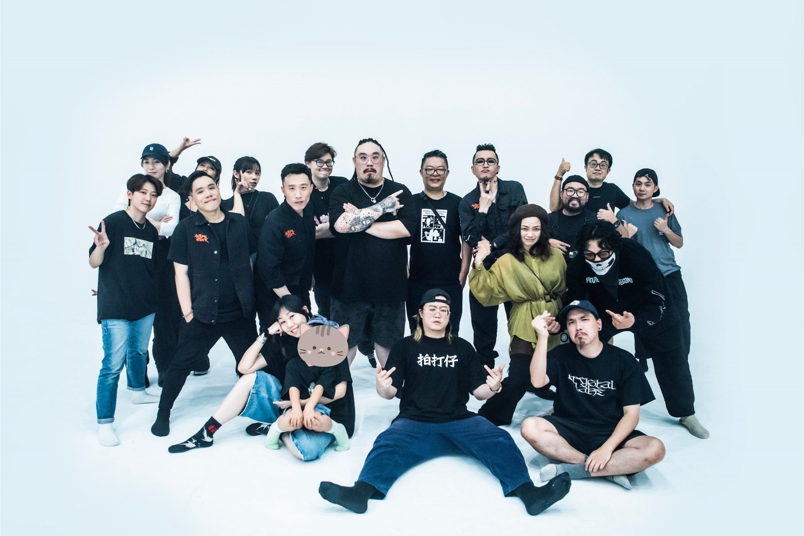 血肉Matt與吉他手Nicky共同製作 FUTURE AFTER A SECOND發行新專《異骨 Xenobones_》 - Blow 吹音樂