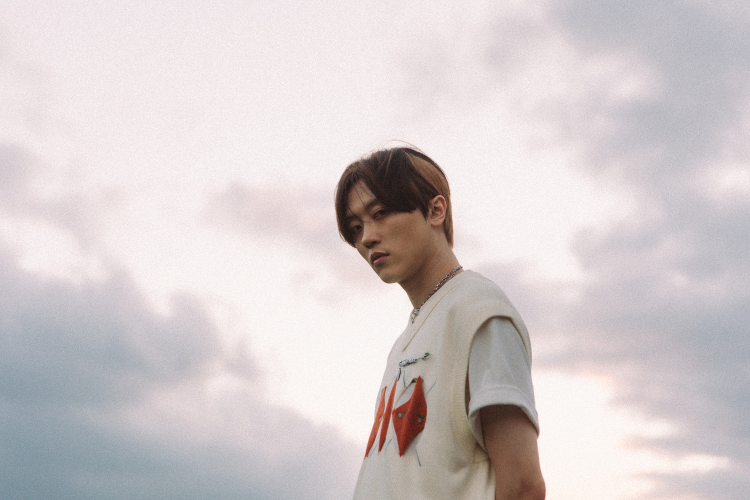 OHAN發行個人創作 EP《REBIRTH》 邀知更、someshiit 山姆為明年三月專場助陣 - Blow 吹音樂
