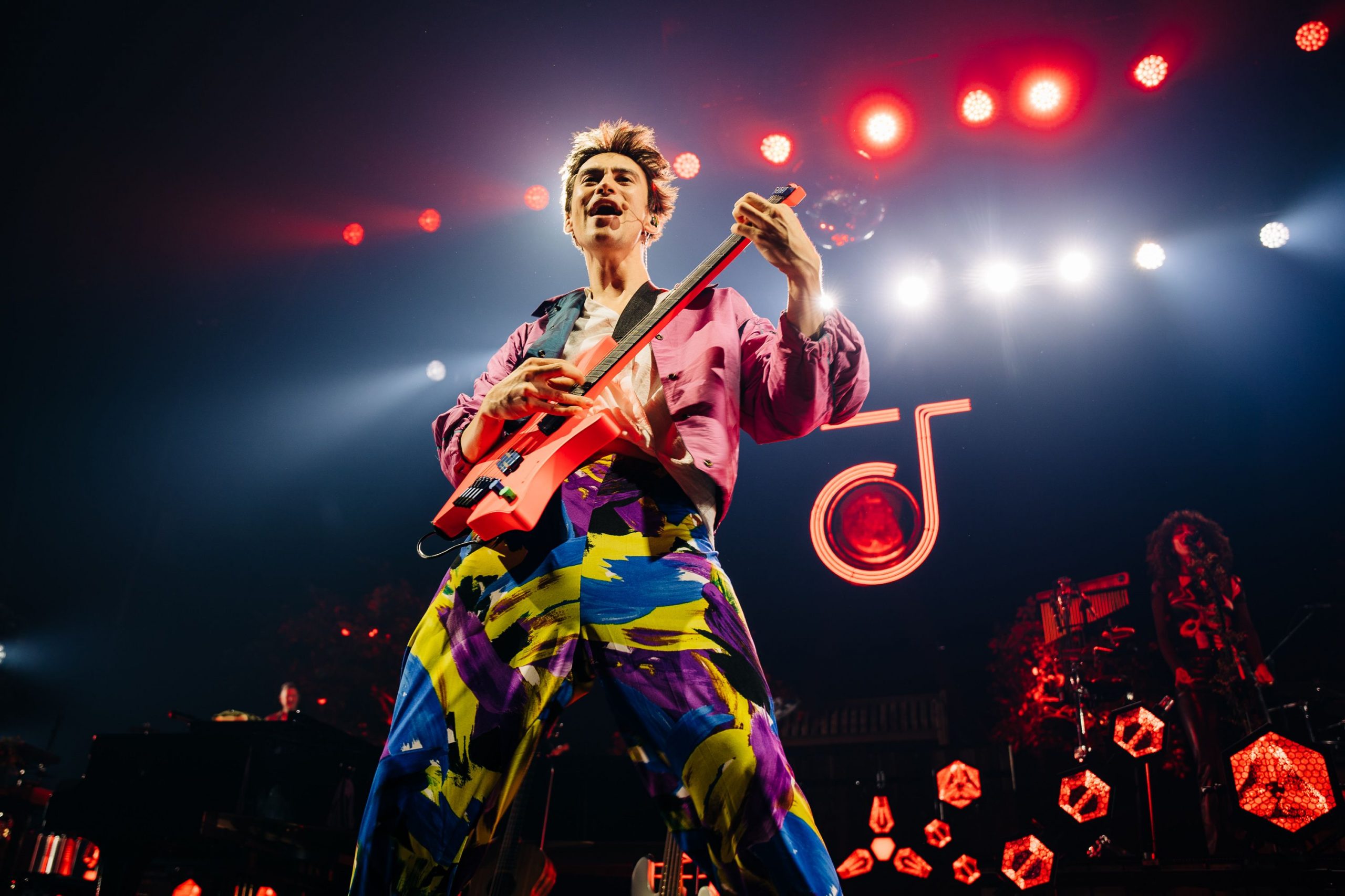 當代音樂天才Jacob Collier首度來台！5月23日Zepp New Taipei開唱 - Blow 吹音樂