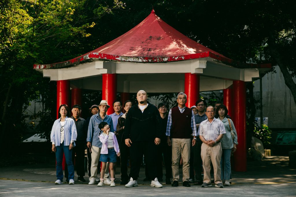 頑童新歌〈OGS〉預言退休日常 大玩「歐吉桑」諧音雙關 - Blow 吹音樂